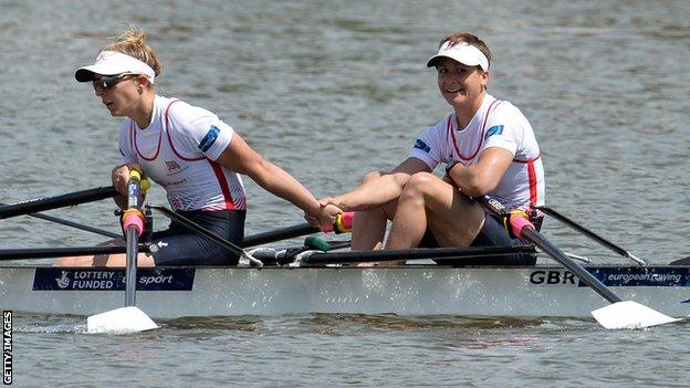 Rowing World Cup: Kat Copeland & Charlotte Taylor reach finals - BBC Sport