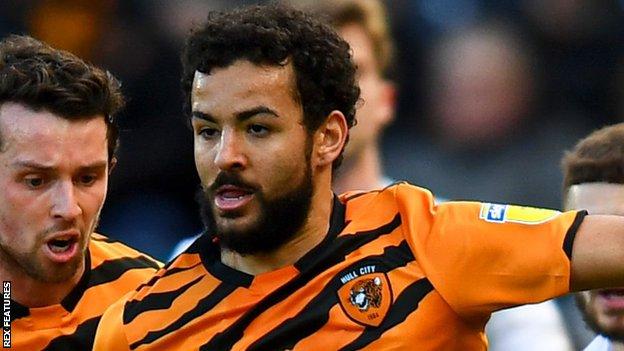 Kevin Stewart: Blackpool sign former Hull and Liverpool midfielder ...