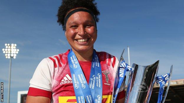 Shaunagh Brown: England prop signs new Harlequins deal - BBC Sport
