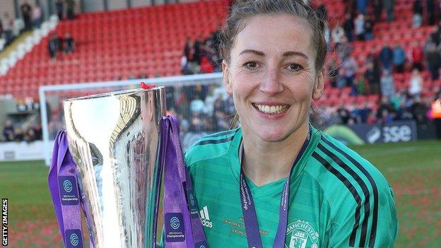 Siobhan Chamberlain: Goalkeeper cancels Manchester United Women ...