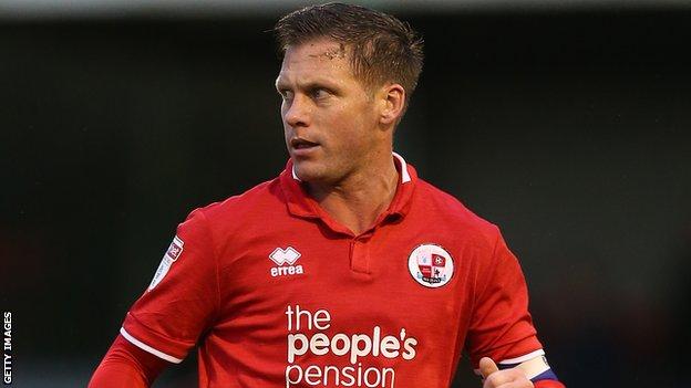 Dannie Bulman: The EFL's oldest player still going strong with Crawley ...