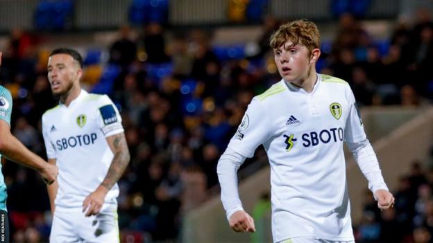 Max Dean: MK Dons signs Leeds United striker on permanent deal - BBC Sport