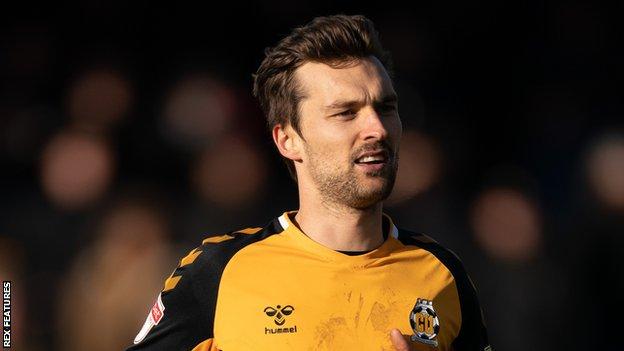 Harrison Dunk, Liam O’Neil and Greg Taylor: Cambridge United trio sign ...