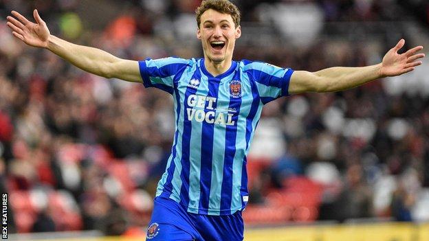 Blackpool: Matty Virtue agrees new two-year deal with Tangerines - BBC ...