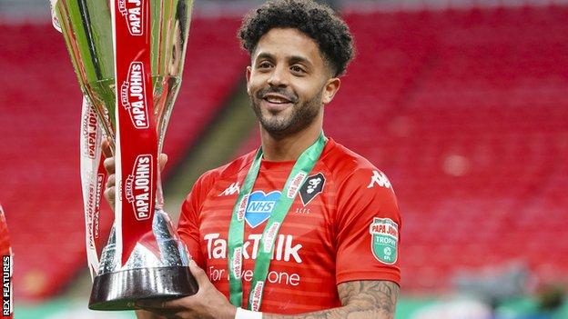 Bruno Andrade: Stevenage re-sign former loanee from Salford City - BBC ...