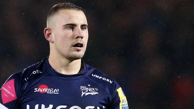 Mark Jennings: Sale Sharks centre signs new two-year contract - BBC Sport
