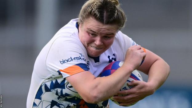 Sarah Bern: England prop signs new deal at Bristol Bears - BBC Sport