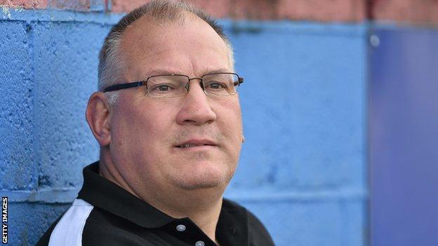 Mike Ruddock: Ex-Wales coach joins Ospreys in temporary role - BBC Sport