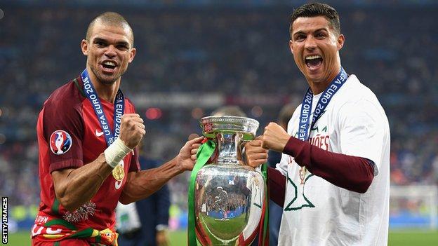 Pepe: Portugal defender joins Besiktas from Real Madrid - BBC Sport