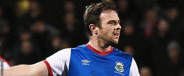 Glentoran v Linfield: Proven pedigree v on-loan imports - the firepower ...