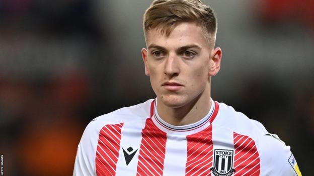 Liam Delap: Preston North End sign Manchester City striker on loan ...