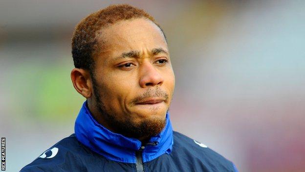 Derek Asamoah: Carlisle United release striker after deal expires - BBC ...