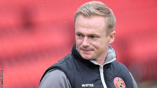 Dean Keates: Wrexham reappoint former manager - BBC Sport