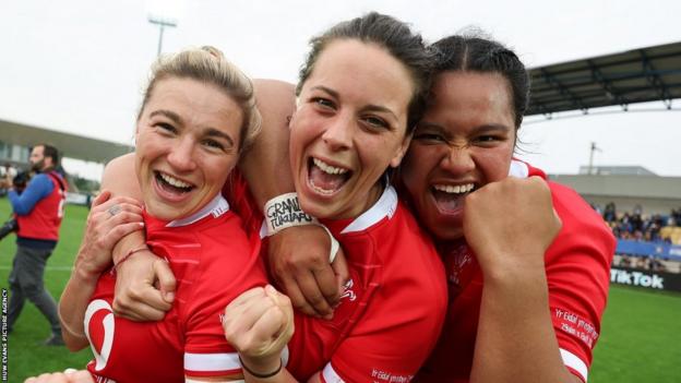 Sioned Harries column: 'We knew we had to do it for Caryl' - BBC Sport