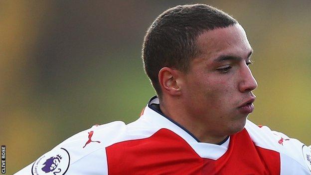 Afcon 2017: Algeria call up Arsenal teenager Bennacer - BBC Sport