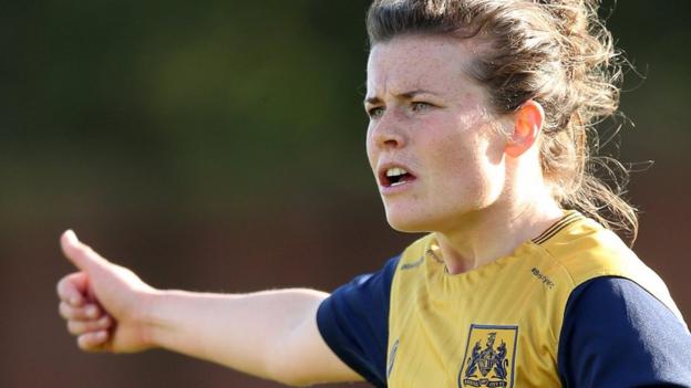 Hayley Ladd: Birmingham City Ladies sign Wales international centre ...