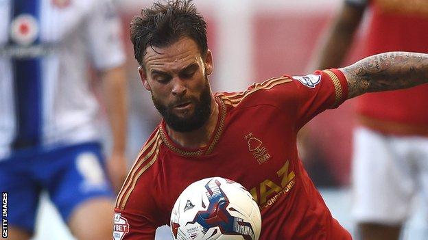 Danny Fox: Nottingham Forest defender signs one-year contract extension ...