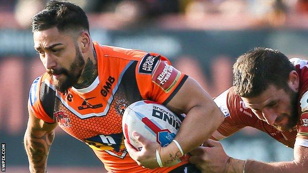 Rangi Chase: Widnes' loan signing can start again after Castleford move ...