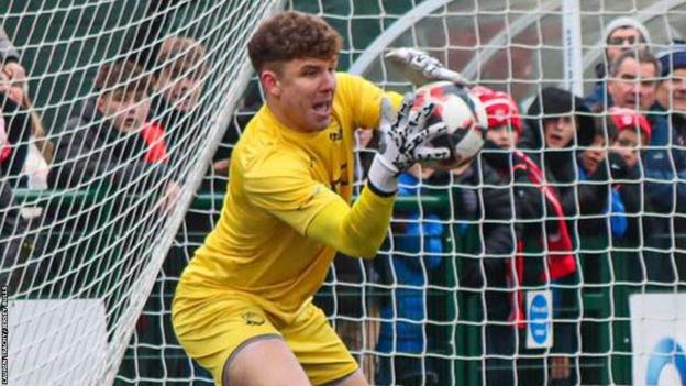 Jersey Bulls consider Pierce Roche red card appeal after 0-0 Redhill ...