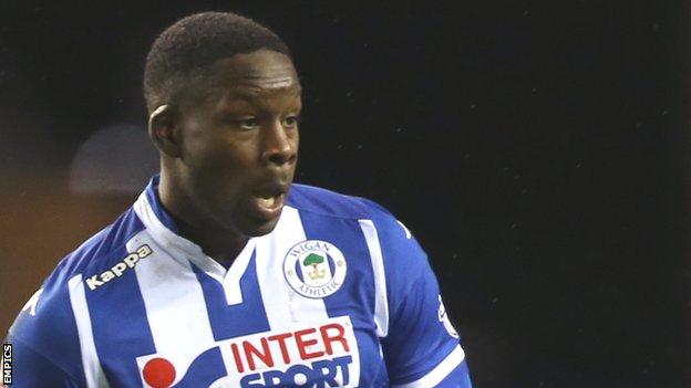 Leon Barnett: Bury sign former Wigan Athletic defender - BBC Sport