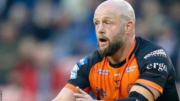 Paul McShane: Castleford Tigers captain out for 'eight weeks' with ...