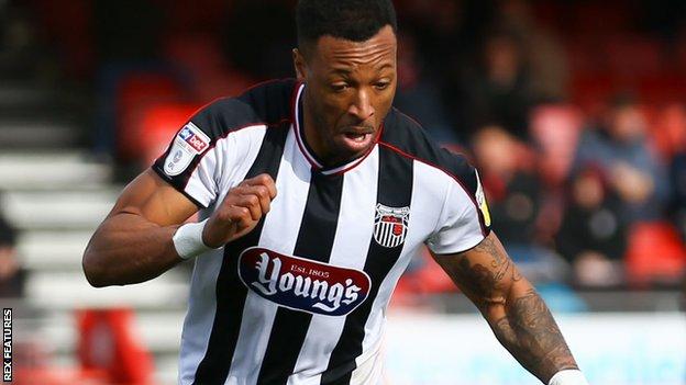 Grimsby Town: Top scorer Wes Thomas among four released by Mariners ...
