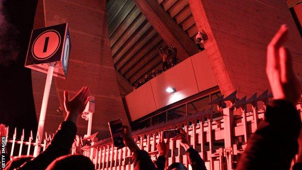 Wild celebrations, fireworks and flares - PSG's memorable European ...