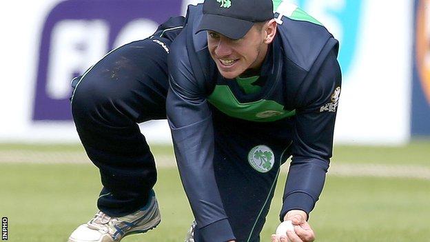 Sean Terry: Ireland and Lightning batsman announces retirement - BBC Sport
