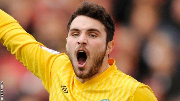 Jake Kean: Norwich City goalkeeper joins Sheffield Wednesday - BBC Sport