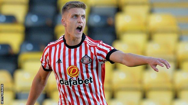 Sunderland defender Michael Ledger joins Norwegian club - BBC Sport