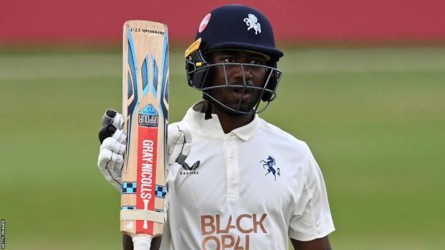 County Championship: Bell-Drummond and Muyeye build big Kent lead ...