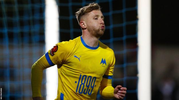 FA Trophy: Torquay United needed half-time 'pep talk' to beat ...