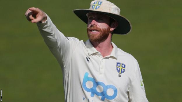 Graham Clark: Durham batter extends contract until end of 2025 season ...