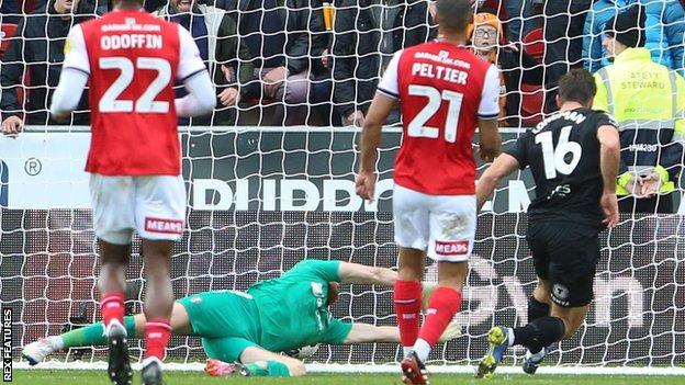 Rotherham United 2-4 Hull City: Tigers claim back-to-back wins - BBC Sport