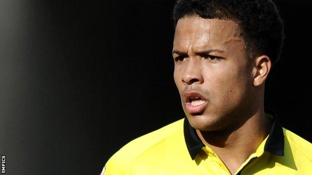Joe Thompson: Rochdale re-sign midfielder on six-month deal - BBC Sport