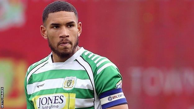 Omar Sowunmi and Michael Fernandes: Colchester sign Yeovil defender and ...
