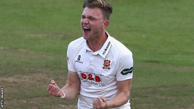 Sam Cook: Essex seam prospect signs pro contract with county champions ...