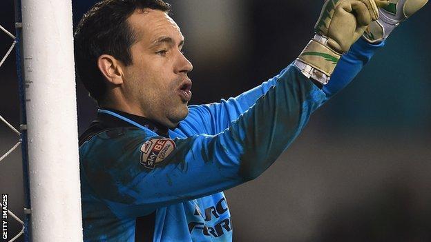 David Forde: Portsmouth sign goalkeeper on loan from Millwall - BBC Sport