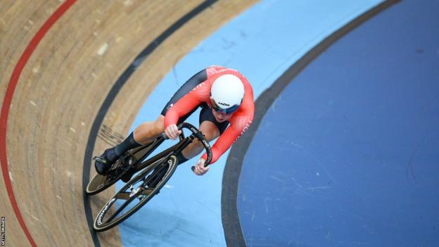 Emma Finucane: Welsh cyclist wins four golds at British National Track ...