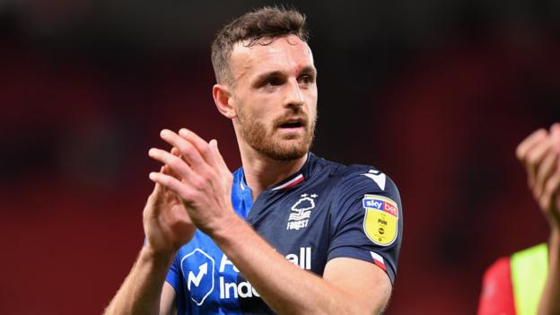 Jack Robinson: Sheffield United sign defender from Nottingham Forest ...