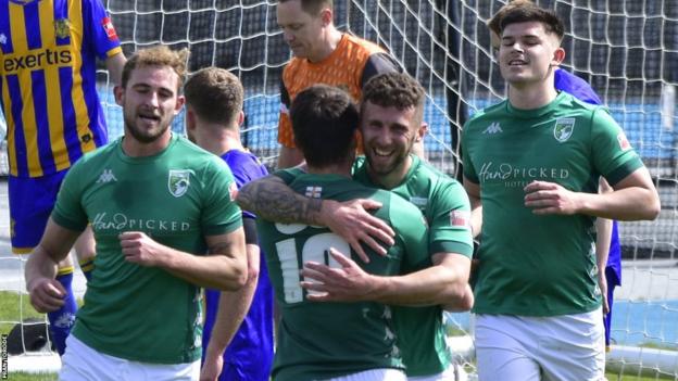 Guernsey FC should consider paying players, says manager Tony Vance ...