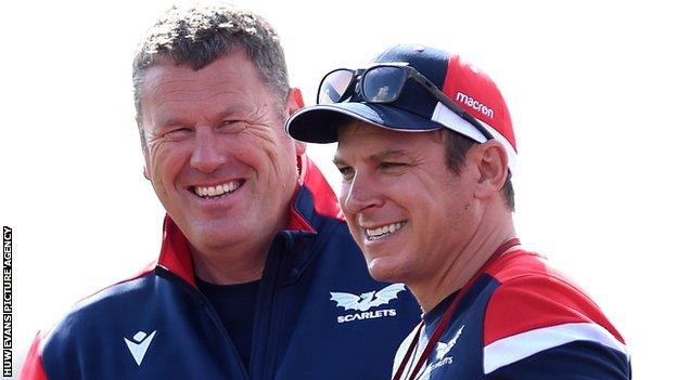 Scarlets: Outgoing Brad Mooar backs 'continuity' successor Glenn ...