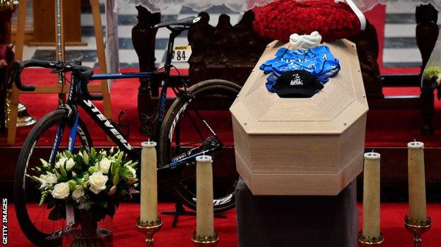 Michael Goolaerts: Cyclist's funeral held in Belgium - BBC Sport