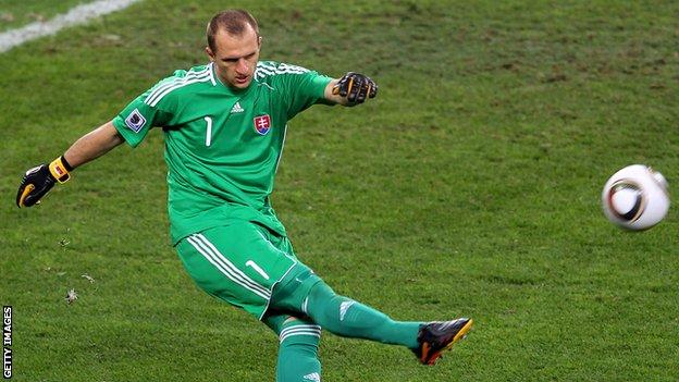 Jan Mucha: Hamilton Academical sign up Slovakia goalkeeper - BBC Sport