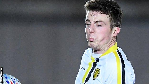 Conor Shaughnessy: Rochdale sign midfielder after Leeds United release ...