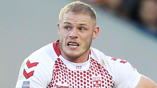 Tom Burgess: England prop agrees new South Sydney Rabbitohs deal - BBC ...