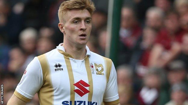 Ryan Watson: Northampton Town sign MK Dons midfielder - BBC Sport