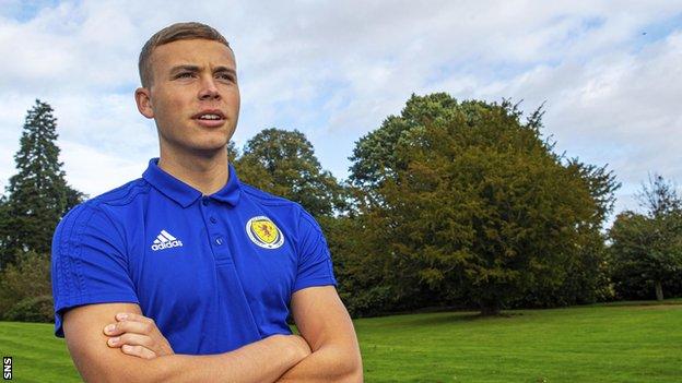 Hibernian: Players to blame not Paul Heckingbottom, says Ryan Porteous ...