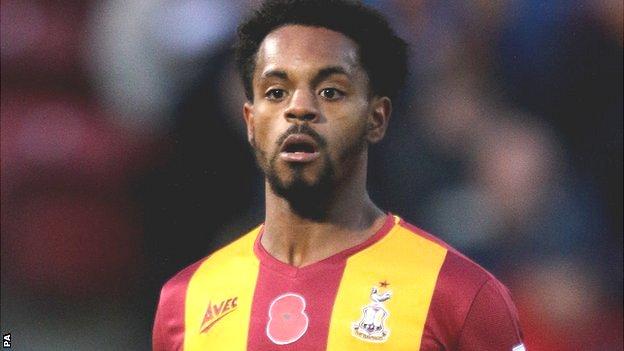 Tyrell Robinson and Lukas Raeder: Bradford City pair sign new contracts ...