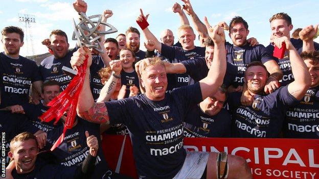 WRU Premiership: All change for Welsh rugby's kick-off - BBC Sport
